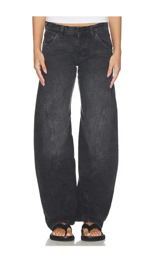 Free People X Revolve Highland Bowed Jean - Black