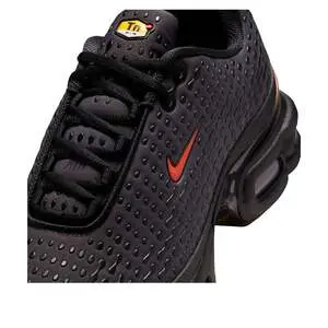 Nike Max Plus "black Medium Ash - Black/medium Ash/red