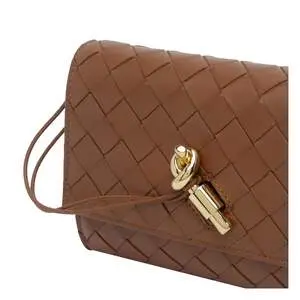 Bottega Veneta Andiamo Clutch In Nappa Leather - Brown