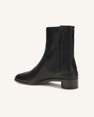 MAISON MARGIELA Tabi Ankle Boots In Grained Leather