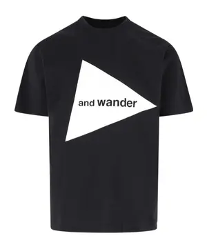 AND WANDER Large Logo Print T-shirt - Black