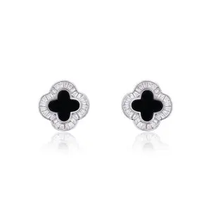 THE LOVERY FINE JEWELRY Large Cz Clover Stud Earrings - Onyx