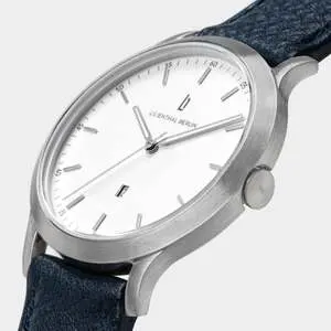 Lilienthal Berlin Huxley Silver Leather Dark Blue