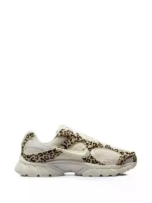 Nike V5 Rnr Leopard-print Sneakers - Neutrals