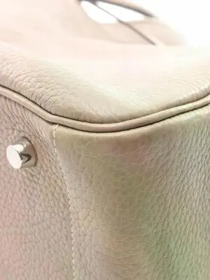 Hermès 30 Lindy Shoulder Bag - Neutrals