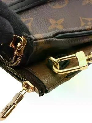 LOUIS VUITTON 2020 Monogram Giant Reverse Double Zip Pochette Crossbody Bag