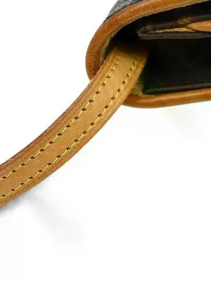 LOUIS VUITTON 2001 Gm Pochette Twin Shoulder Bag