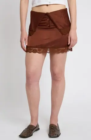 MUSE ASSEMBLY Lace Trim Miniskirt