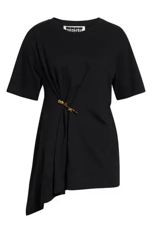 EENK Front Rose Brooch T-shirt