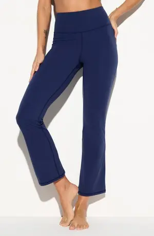 Spiritual Gangster Euphoria 3\/4 Slim Flare Leggings
