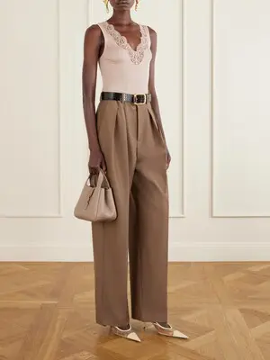 Saint Laurent Le 5 À 7 Baby Bea Leather Tote - Brown