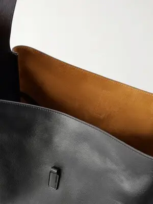 Saint Laurent Le 5 À 7 Logo-embellished Messenger Bag - Black