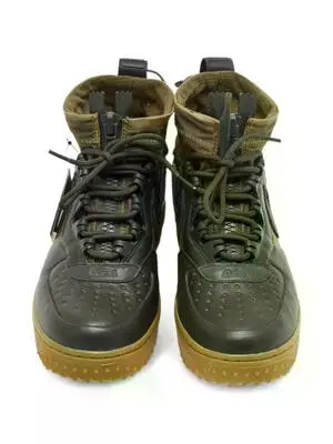 Nike Air Force 1 Gore-tex Sneakers