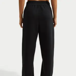 Nike 24.7 Impossiblysoft Dri-fit High-rise Jogger Pants - Black