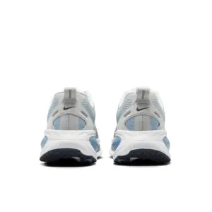 Nike Vomero 18 Road Running Shoes