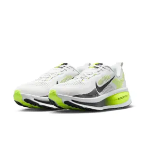 Nike Vomero 18 Road Running Shoes