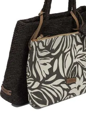 AFAR Shoulder Bags