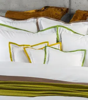 CELSO DE LEMOS Hella Super King Duvet Cover
