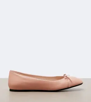 Valentino Garavani Vlogo Leather Ballet Flats