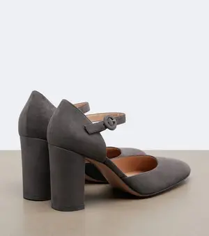 GIANVITO ROSSI Suede Pumps