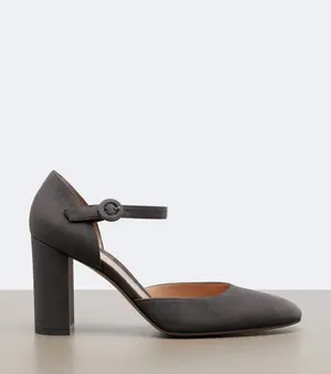 GIANVITO ROSSI Suede Pumps