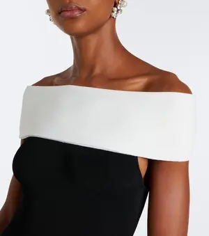 Roland Mouret Off-the-shoulder Gown
