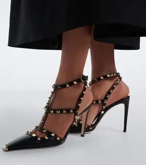 Valentino Garavani Rockstud Leather Pumps