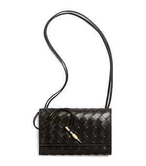 Bottega Veneta Nappa Leather Andiamo Pouch - Brown