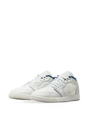 Nike Jordan 1 Low Se Sneakers