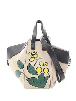Loewe Small Leather Hammock Satchel - Neutrals