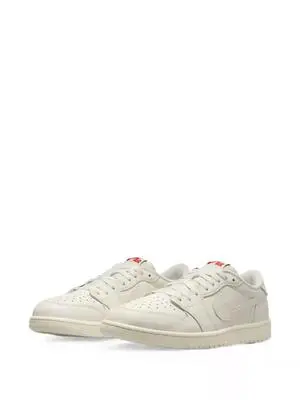 JORDAN Air 1 Retro Low Sneakers