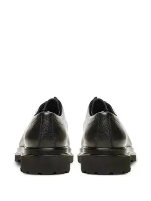 POCHE PARIS Textured Leather Loafers