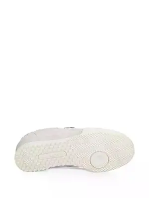 Lacoste Aura Logo-plaque Suede Lace-up Sneakers - Grey