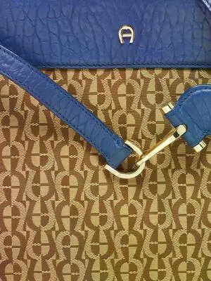 AIGNER Cavallina Tote Bag