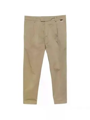 LOW BRAND D-ring Detail Pleated Trousers