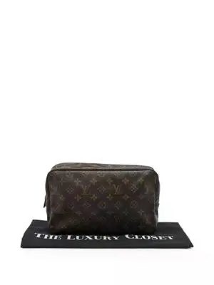 LOUIS VUITTON 28 Trousse Toilette Monogram Pouch