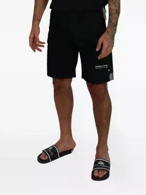 Dolce & Gabbana Cargo Shorts With Logo Patch