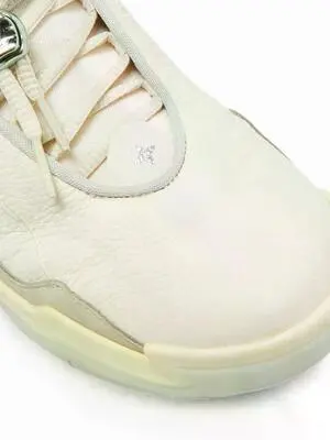 LOUIS VUITTON Trainer Sneakers
