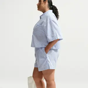 Nike Chill Poplin Loose Mid-rise Striped Shorts - Blue