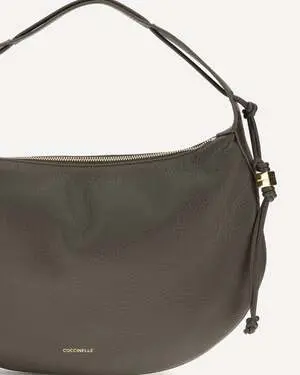COCCINELLE Thess Shoulder Bag Grained Leather - Brown