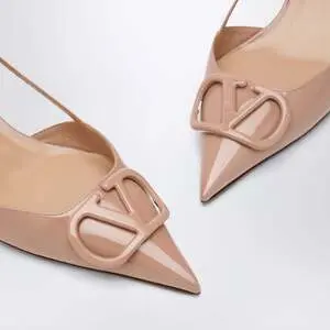 Valentino Garavani Vlogo Signature Patent Leather Slingback Pumps - Pink