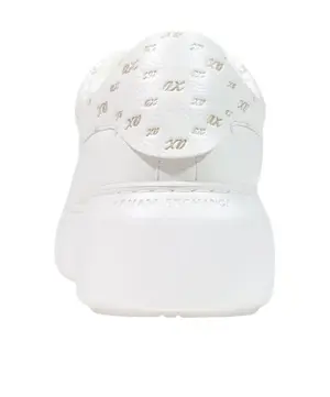 Armani Exchange Round-toe Sneakers
