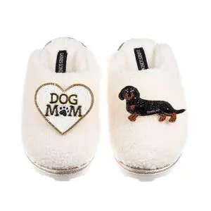 LAINES LONDON Teddy Towelling Slippers With Dachshund Brooch - White