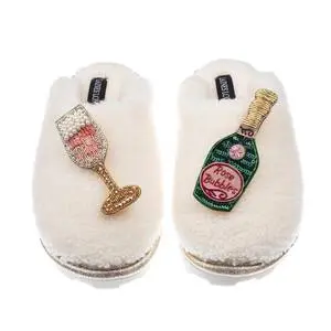LAINES LONDON Laines London Teddy Closed Toe Slippers With Champagne & Glass Brooches White
