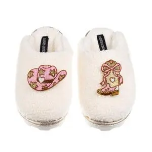 LAINES LONDON Teddy Closed Toe Slippers With Brooch Embellishments - White