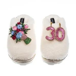 LAINES LONDON Teddy Closed Toe Slippers With Flower And '30' Brooches - White