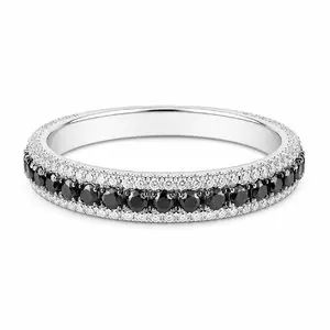ARTISAN White / Black 18k White Gold Black & White Diamond Eternity Band Ring - White/black