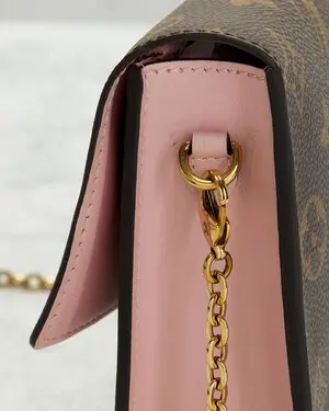 FWRD RENEW Louis Vuitton Monogram Flore Wallet On Chain - Brown