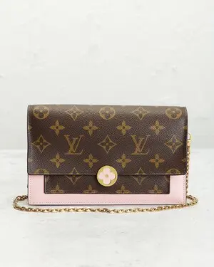 FWRD RENEW Louis Vuitton Monogram Flore Wallet On Chain