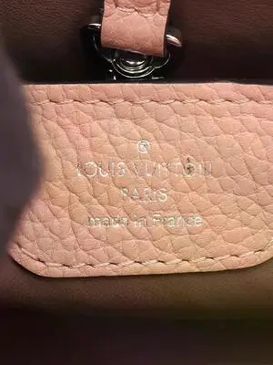 LOUIS VUITTON Taurillon Capucines Pm Satchel - Pink